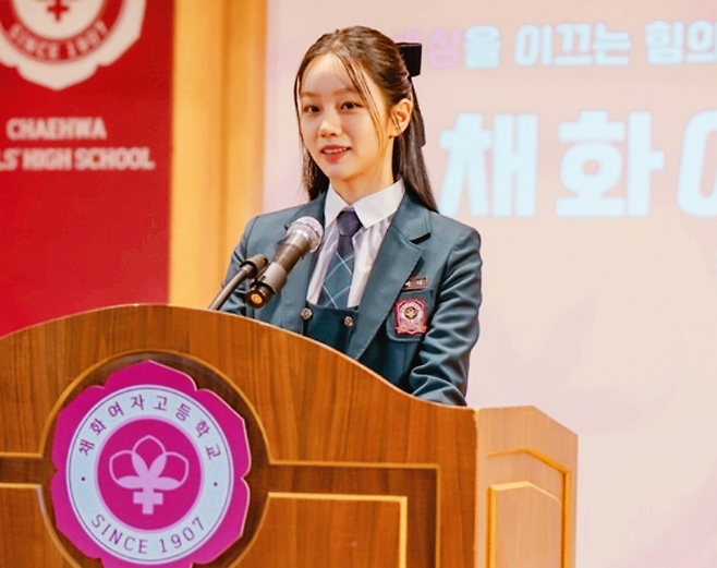 한국 상위 1만 다니는 고등학교에 01 천재라는 화제의 여고생 필더무비