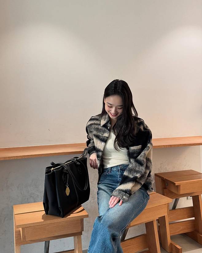 손연재 애엄마 맞아 청바지 입고 완벽 몸매 뽐내는 중 스타픽