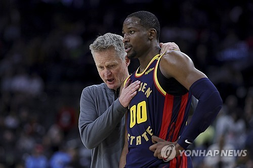 Nba 5할 승률 붕괴 위기의 Gsw 모두 내 탓이다 자책한 커 감독