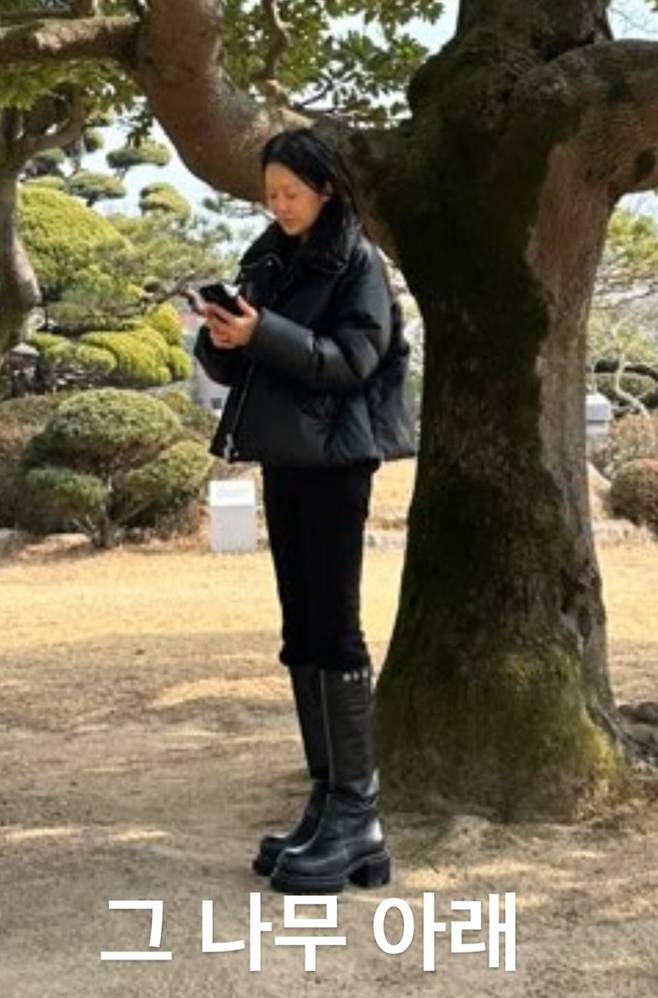 고현정 30년 전 ‘모래시계 그 나무 아래서 세월 그대로 숏패딩 나들이룩 패션엔