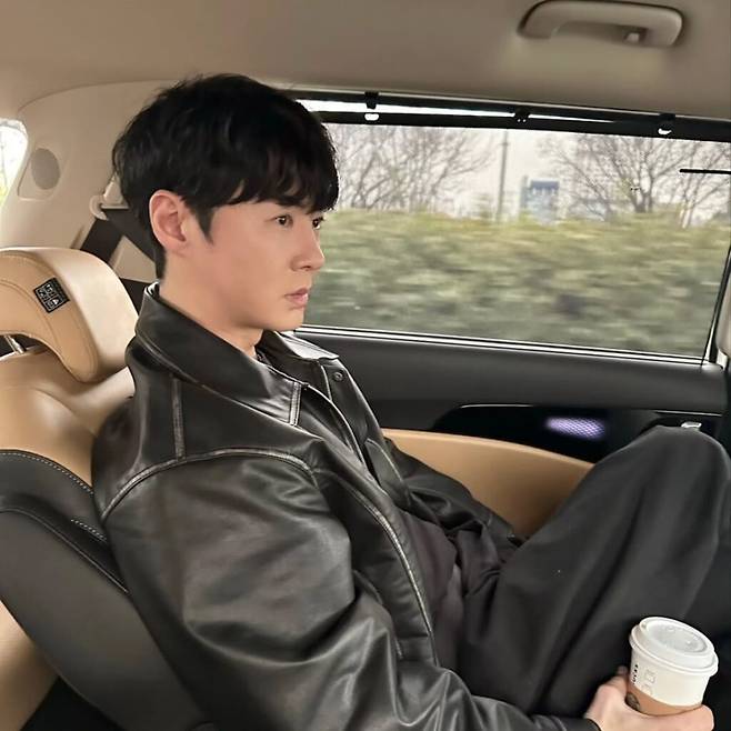 내 가족이 아니었다” 전진 친 엄마 찾기 위해 셀럽스케치