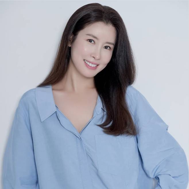 자녀 없이 결혼 11년차 대화 나눌 2세가 있으면 좋겠다는 여배우 슈트룩 대본은 내운명