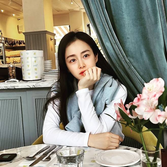 월드스타 남편 둔 46세 변함없는 광채 피부의 비밀 공개한 여배우 일상룩 라이프업
