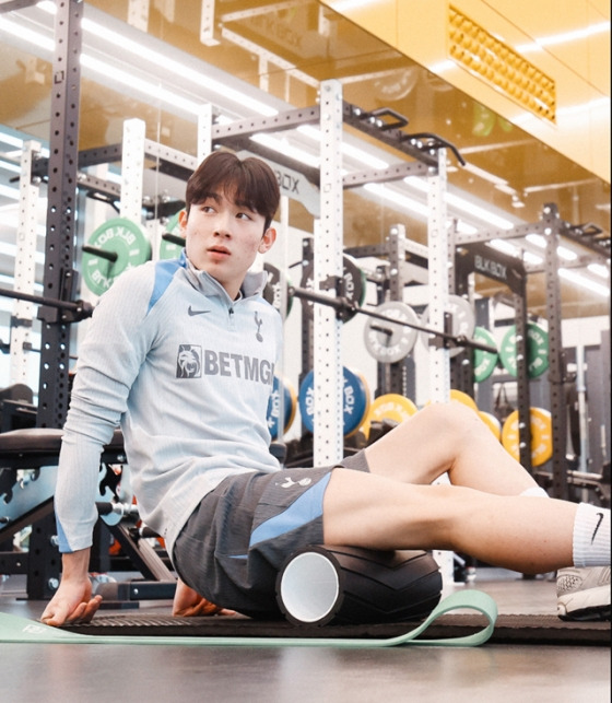 양민혁 동갑내기 베리발처럼 못 하잖아 1월 임대설 이유 나왔다 英 19살 치고 월등한 실력 아냐