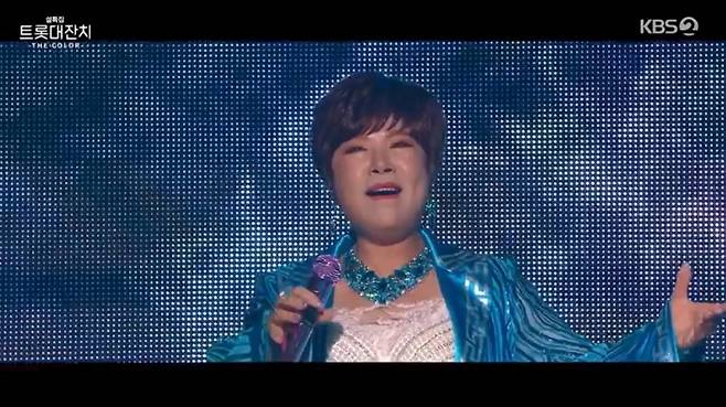 65세 김연자 로커 변신, 관록의 카리스마 (트롯대잔치)