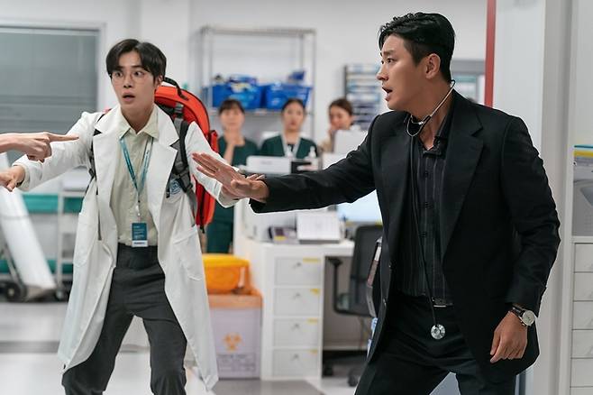 물만난 추영우 ‘중증외상센터 시즌2까지 무조건” 인터뷰