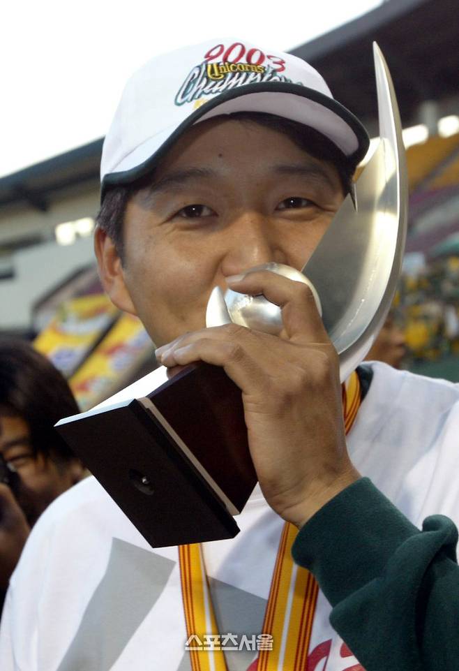 ‘유니콘스 레전드’로 돌아간 정민태 KBO-형지엘리트 야심작 ‘1982 DDM’ 프로젝트 1호 모델 우뚝