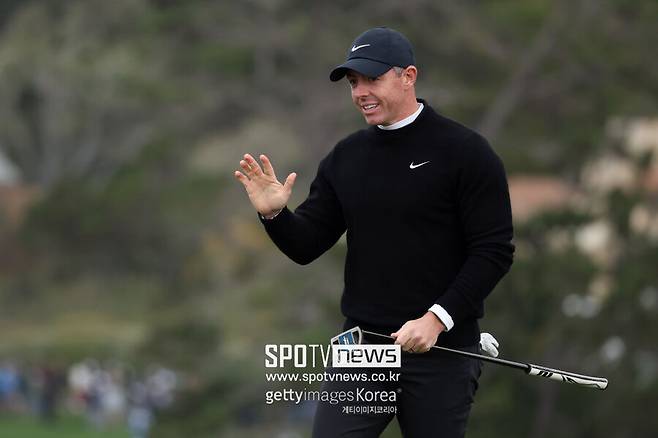 선두와 2타차 김주형 역전 우승 노린다pga 페블비치 프로암 3r 공동 4위