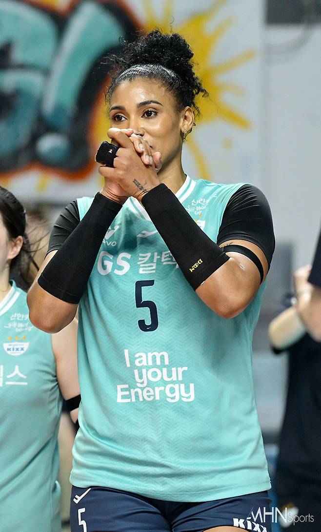 실바 라운드 Mvp 타게 해주고파 상승세 탄 Gs칼텍스 기세 이어갈까 일문일답
