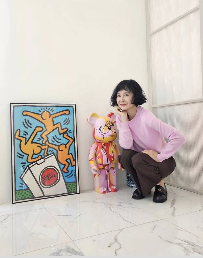 채시라 10년은 어려 보여 러블리한 곱슬머리 변신 핑크and브라운 조화 이룬 세련美 뷰티는 내운명