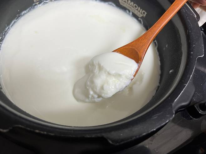 유통기한 지난 우유 밥솥에 부으세요 믿기 힘든 결과가 나타납니다 텐꿀팁