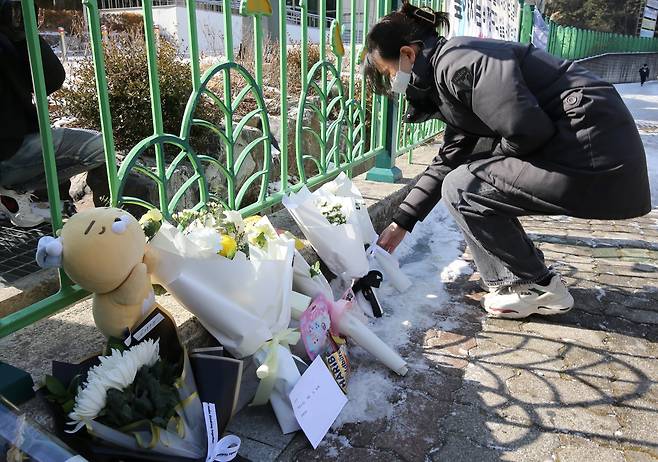 안전 위해 필요” 도청 우려” 자녀 보호 앱 두고 엇갈린 반응