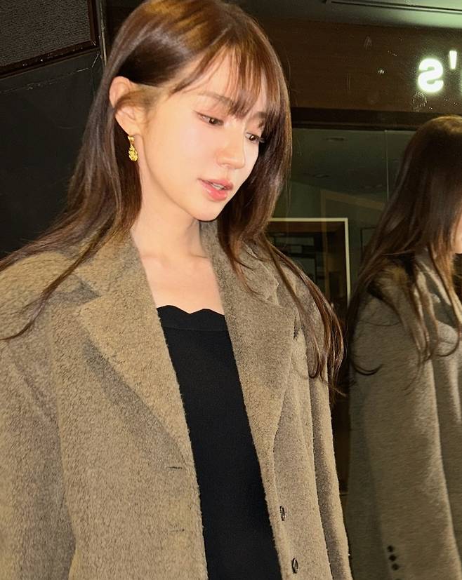 90년대 대표 걸그룹 막내였는데 어느덧 40살 된 여배우 외출룩 대본은 내운명