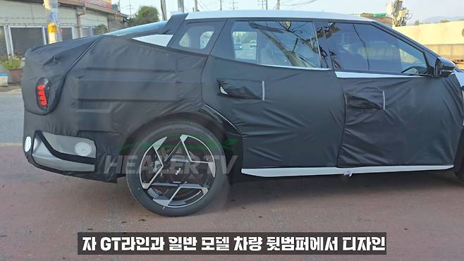 어 실물 깡패다” 기아 Ev4 Gt라인 최초포착 카텍