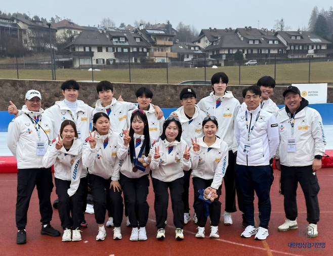 정희단 Isu 세계주니어선수권서 500m 은메달여자 팀 스프린트는 동메달 획득