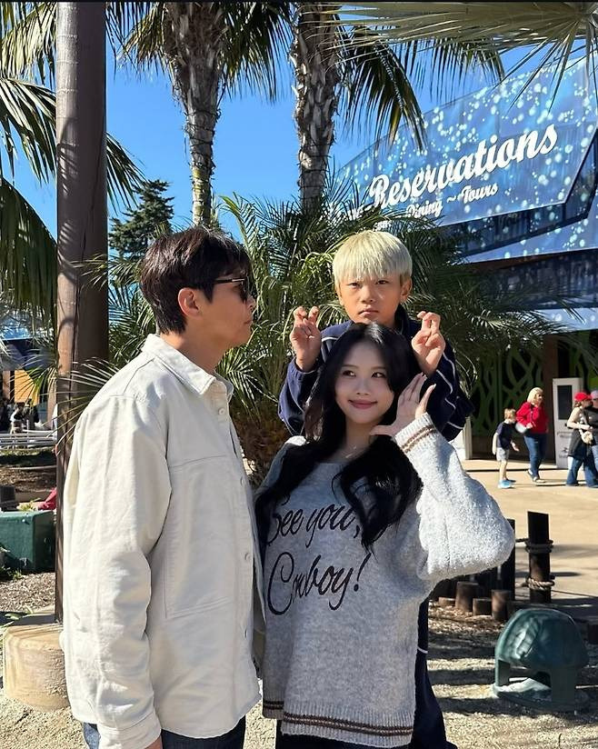 대가족의 위엄 이동국 패밀리 패션까지 완벽 재시가 공개한 여행룩 스타와 라이프