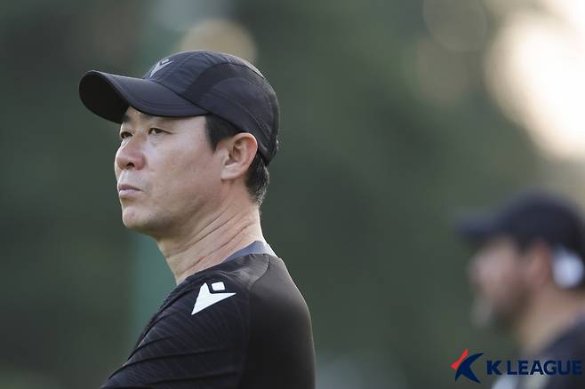 인천과 ‘승격만 바라보는 윤정환 감독 선수들 눈빛 살아있다 20승 해야 가시권” Goal 남해