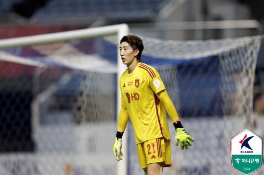 울산 조현우, 코뼈 골절로 ACLE 16강 좌절과 4연패 도전 빨간불