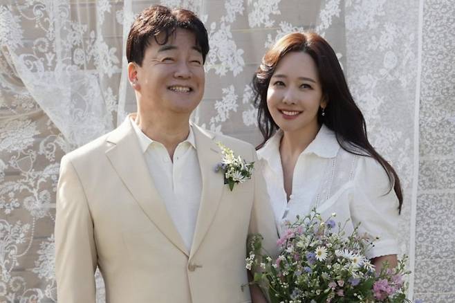 소유진 ️ 백종원 결혼 12년 만에 전한 안타까운 소식 스포엔 뉴세이