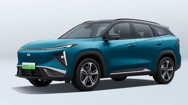 "투싼보다 큰데 1,000만 원 이상 낮은 SUV" 주행거리 1,240km로 국산차 긴장 | 구름을달리다