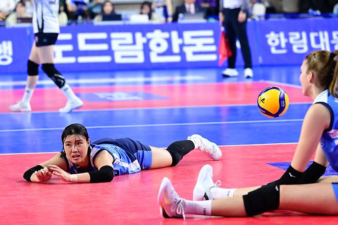 뒷심 약한 Ibk기업은행 도로공사에 덜미5연패 부진