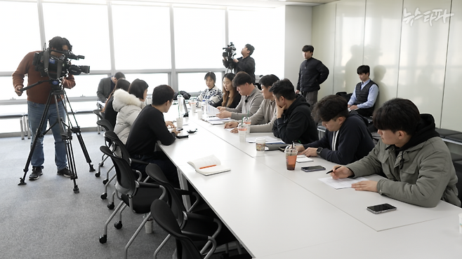 제주항공 참사 유가족 인터뷰 하루하루 버티고 있다