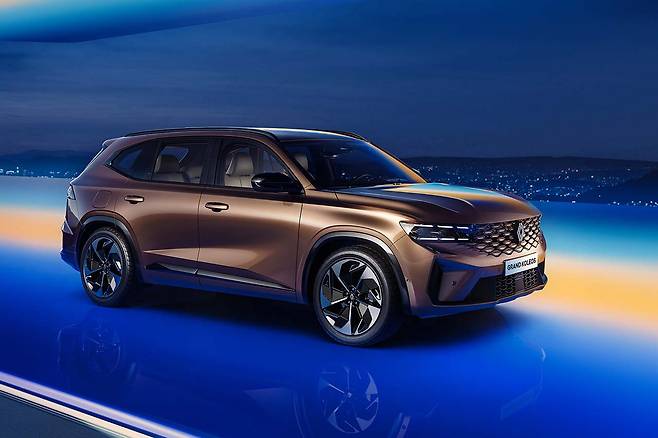 "연비 15.7km/L, 3천만 원대 중형 SUV" 차주 만족도 끝판왕 쏘렌토 킬러 | 오토버프