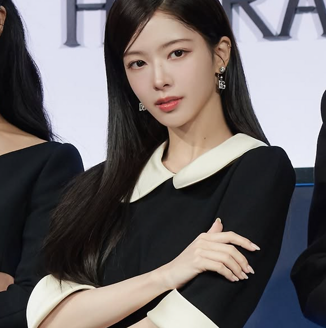 165cm 39kg 제대로 뼈말라핏 가진 대세 여배우 일상룩 | 패션룸