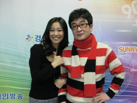 첫 결혼 놀이공원 통째로 빌렸는데 16살 연하와 재혼 결혼식도 못 올렸다는 연예인 스포엔 뉴세이