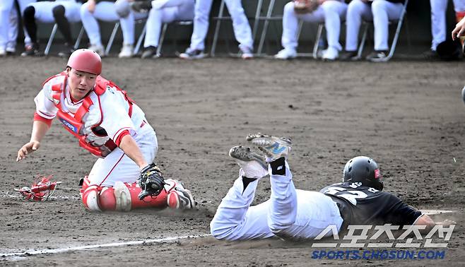 5:0→5:5→9회말 2사후 홈 태그아웃. SSG-KT 무승부. 에이스 3회 도중 강판, 5선발 후보는 5실점 부진, 마무리 블론세이브[오키나와 리뷰]