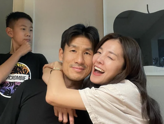 저 아빠 없는데요” 15년 동안 3남매 독박육아했던 여배우 근황 무비이락