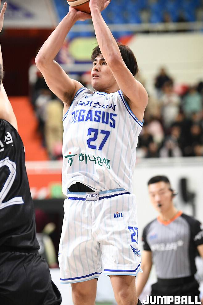 [JB프리뷰] ‘4경기 평균 30.3점’ KT 킬러 니콜슨, 또 한번 가스공사에 승리 안길까?