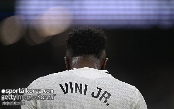 의리남 비니시우스 사우디 제안에도 약속 지키기 위해 레알과 재계약 추진한다계속해서 역사를 만들고 싶다