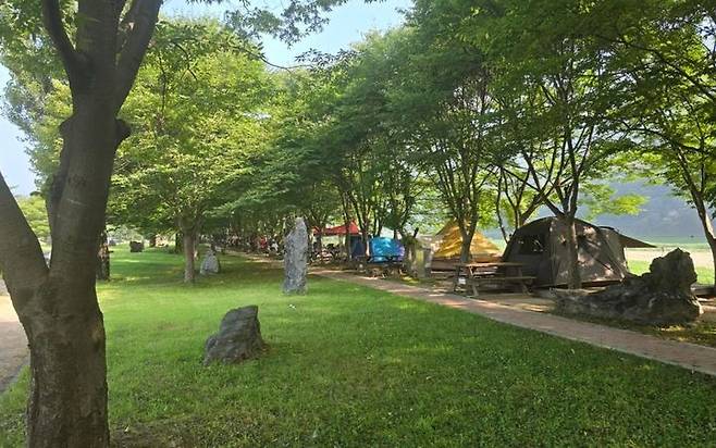 평창군 캠핑 명소 바위공원 겨울 휴장 마치고 재개장