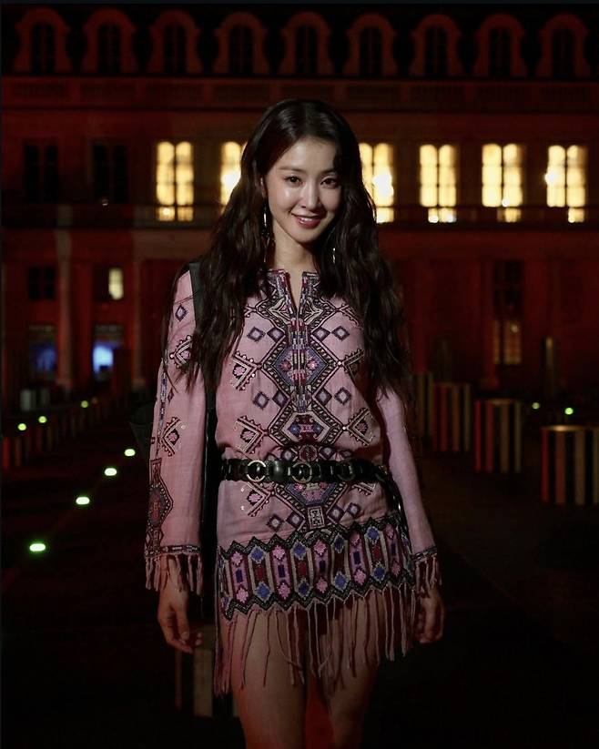 파리의 밤은 낮보다 아름답다 여신 비주얼 여배우 프렌치 감성 자극 보헤미안룩 뷰티는 내운명