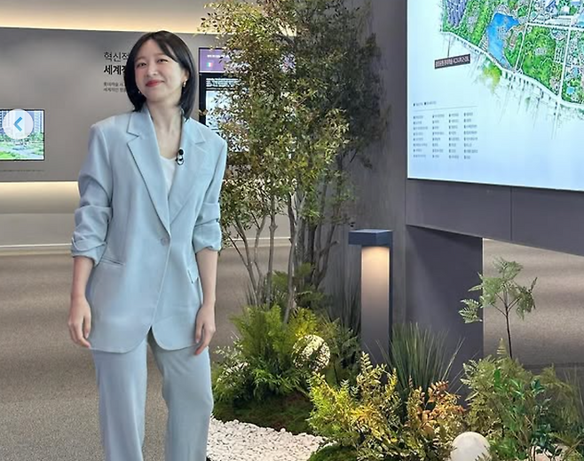 의사와 결혼 무기한 연기시킨 연예인 일상룩 패션룸