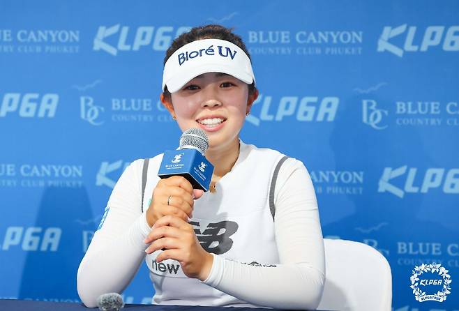 야마시타, 박현경&이예원과 맞대결서 우세승…블루캐니언 레이디스 챔피언십 첫날 공동 선두
