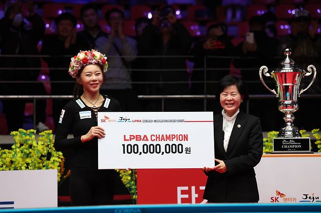 또또또또또또또 우승 해냈다! '여제' 김가영, 월드챔피언십 2연속+7개 대회 연속 '정상'→통산 14승+누적 상금 6억 돌파