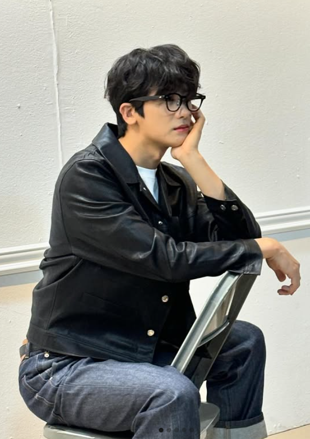회당 출연료 5억이라는 아이돌 겸 배우 일상룩 패션룸