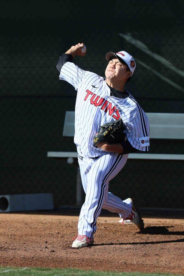 "이전보다 나아졌다" 52억 마무리 복귀가 보인다, 연습경기서 최고 145km [MD잠실]