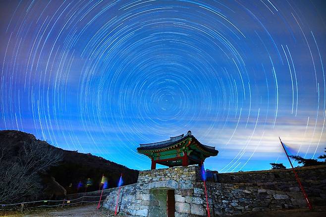 하루 만에 부산의 모든 것을 해변 따라 걷는 트레킹 축제 여행을말하다