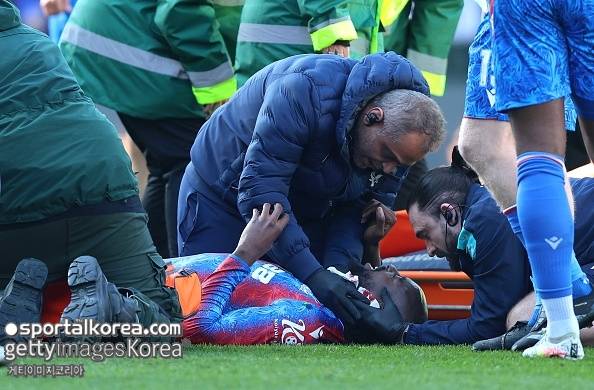 ‘살인 쿵푸킥 피해자 부상 복귀 임박특수 제작 마스크 착용 Fa컵 8강 출전 예고