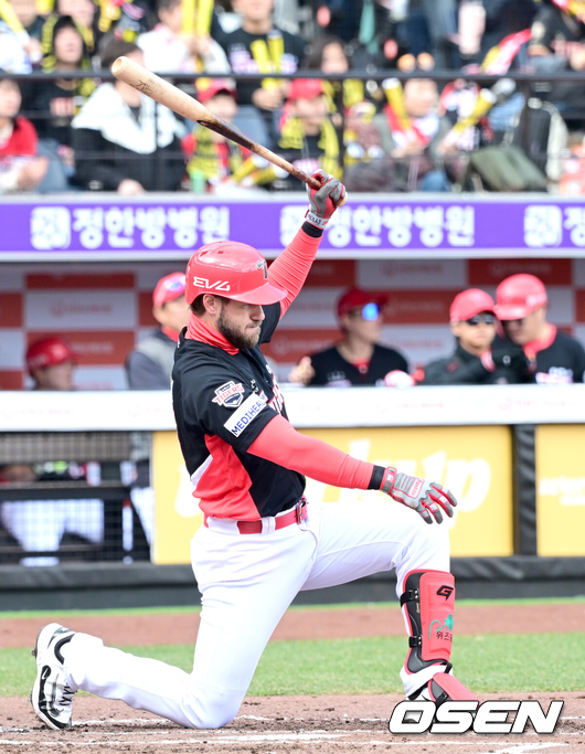 ML 88홈런 클래스는 다른가...감독은 한 달 주었는데 1주만에 적응 완료, 홈런 꽝꽝꽝꽝! 볼넷 1위 선구안까지