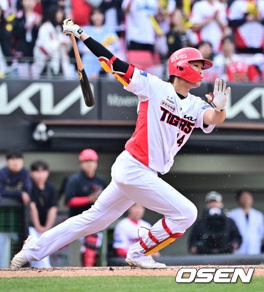 "성범이가 데리고 다녔다" AVG .400 슈퍼 유틸리티, 김도영 키운 캡틴 수제자였다