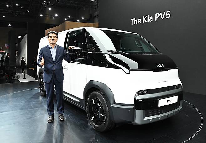 2025 서울모빌리티쇼 - 기아-LG 협업, PBV 시장의 새로운 지평을 열다 | 글로벌오토뉴스