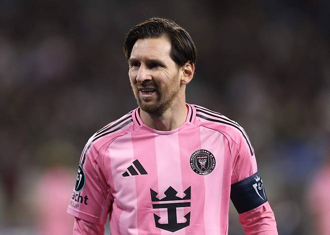 ‘더 브라위너-메시’ 미국 뒤흔들 이 조합이 된다고? 맨시티 떠나는 KDB, MLS 인터 마이애미 이적 급물살 “우선 협상권 보유 중”