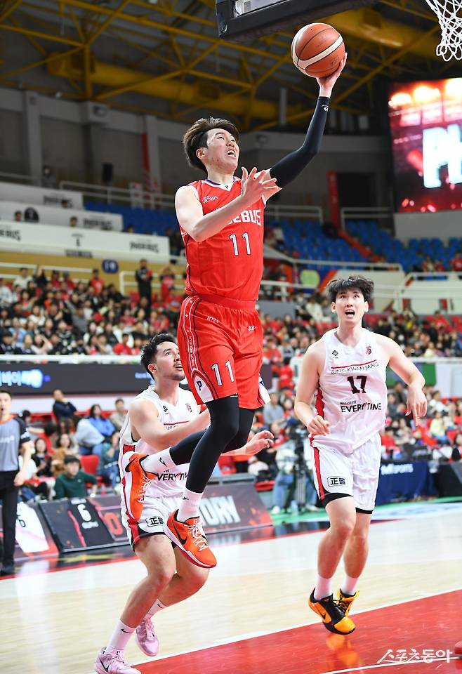 ‘프림-숀롱-이우석에 박무빈도 터졌다’ 6강 PO 홈 1·2차전 독식한 현대모비스, 4시즌 만의 4강 PO 진출 -1승