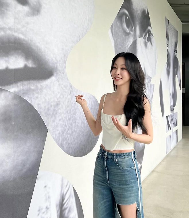 슈퍼모델 시절 왕따 당했다는 여신 미모의 여배우 일상룩 패션룸