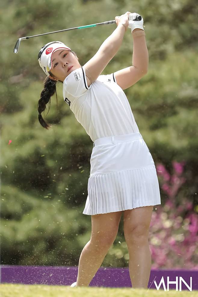 [mhn포토] 이소영, 홀인원 노린다