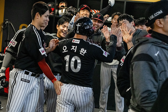 단독 1위 LG에선 ‘4안타’는 쳐야 돋보인다…21G 만에 처음 인터뷰한 오지환 “모두가 끝까지 최선을 다한다”